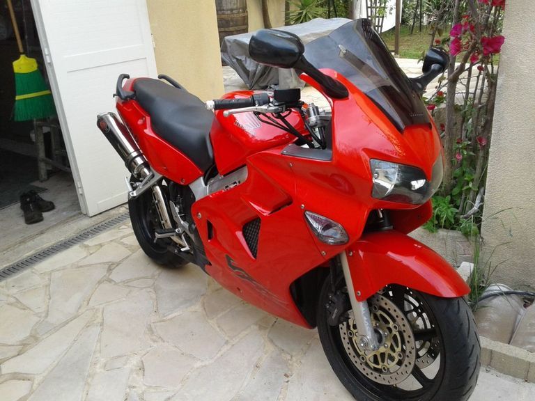 HONDA VFR 800 - - Bonnie&Car occasion