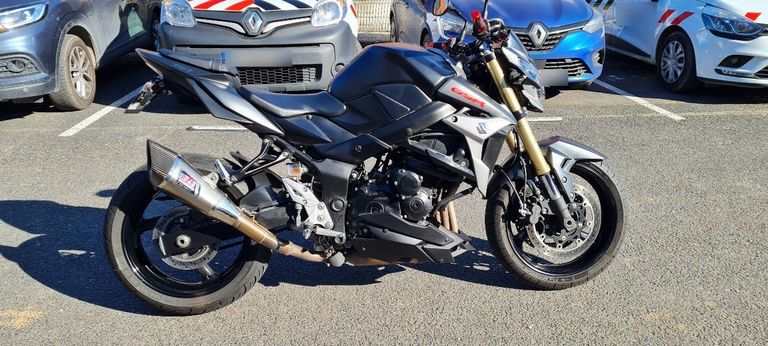 SUZUKI GSR 750 - Yvelines - Bonnie&Car occasion
