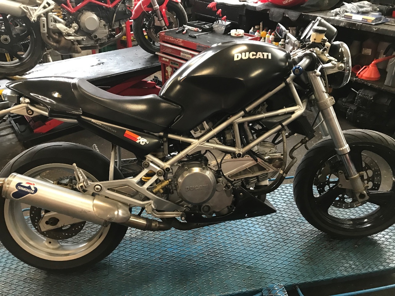 DUCATI MONSTER 600 - Var - Bonnie&Car occasion