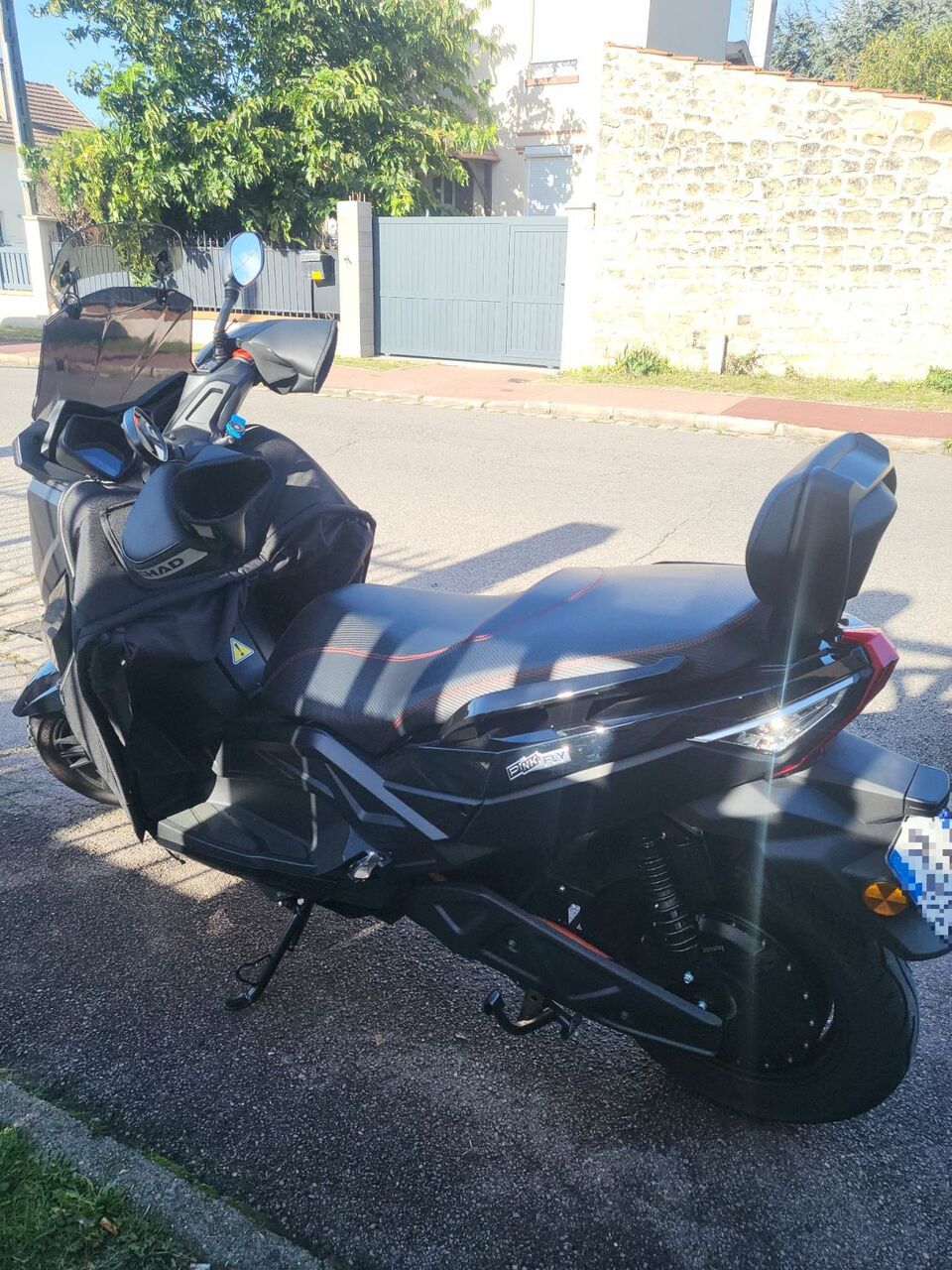 PINK MOBILITY PINK FLY 125 - Yvelines - Bonnie&Car occasion