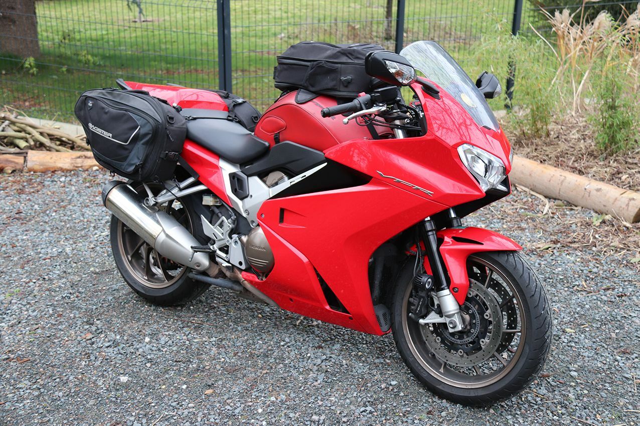 HONDA VFR 800 F - Indre Et Loire - Bonnie&Car occasion